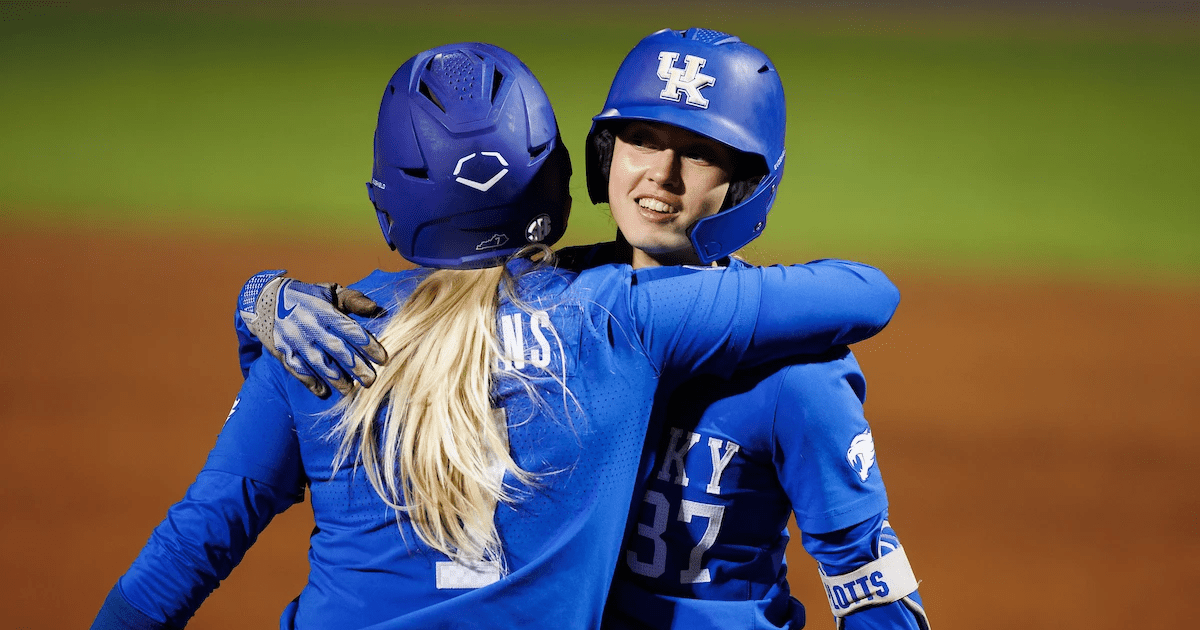 Kentucky Offense Firing On All Cylinders: Cats Stay Undefeated
