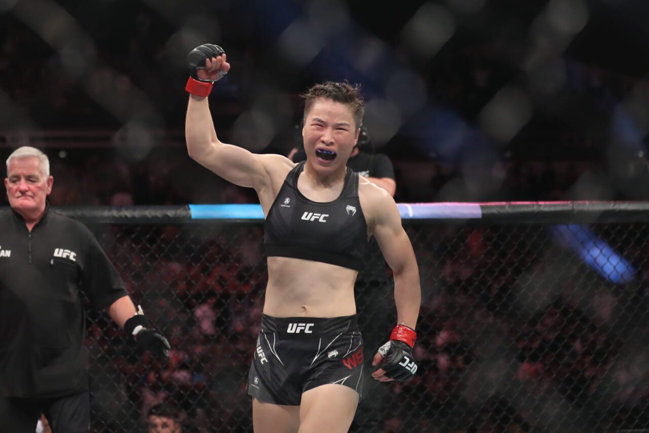 UFC 312 Results: Zhang Weili dominates and batters Tatiana Suarez to ...