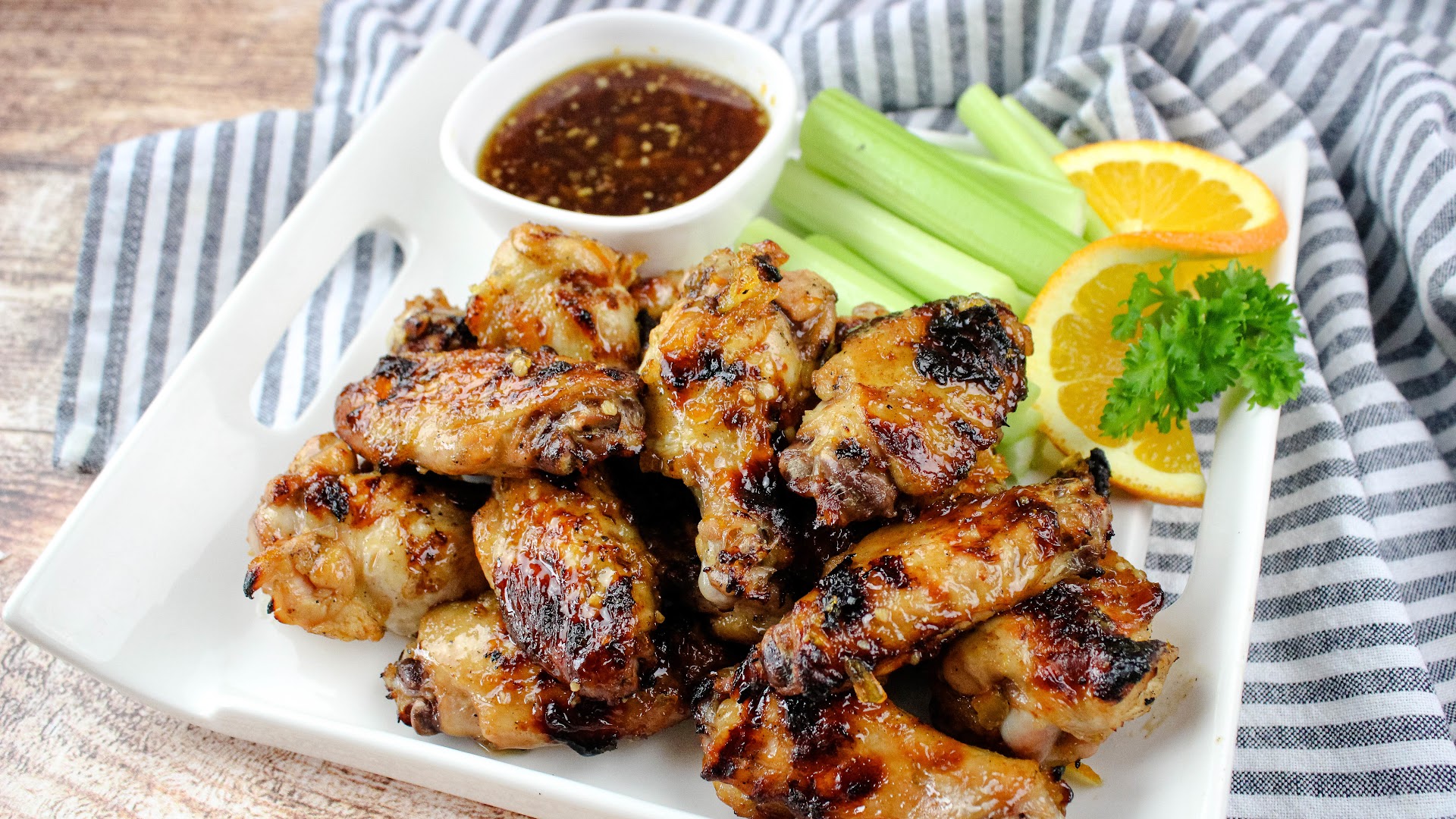 Wow, these sweet and savory orange chicken wings do not disappoint ...
