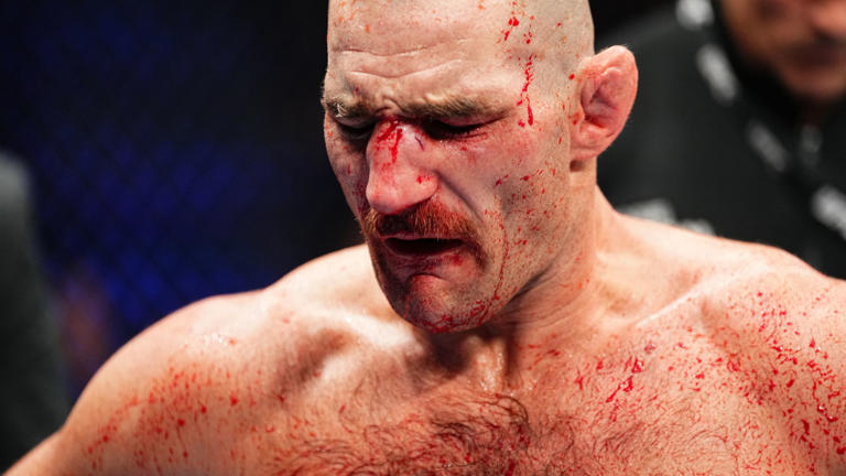 Highlights! DDP Shatters Strickland’s Nose In Blowout Win