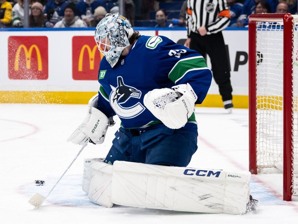 Canucks: Thatcher Demko leaves Leafs game with mysterious injury