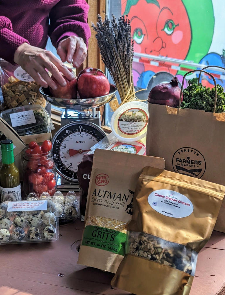 Savannah chefs and farmers join hands to raise funds for Forsyth ...