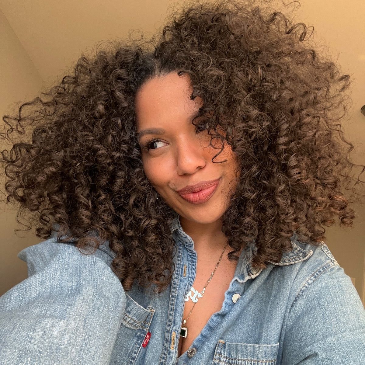 Protein vs. Moisture: Here's How to Tell Which One Your Hair Needs to ...