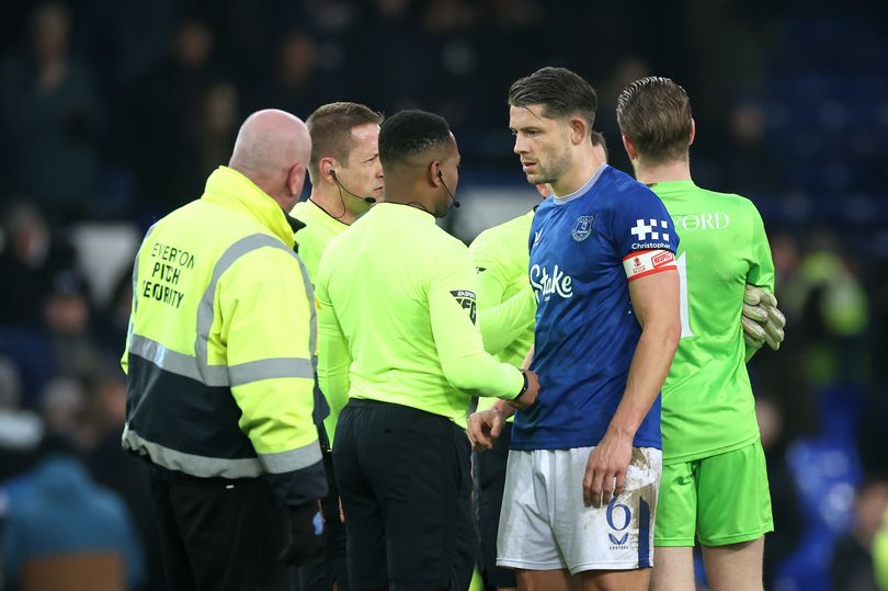 'Cold, hard economics' - National media notice same thing about Everton ...