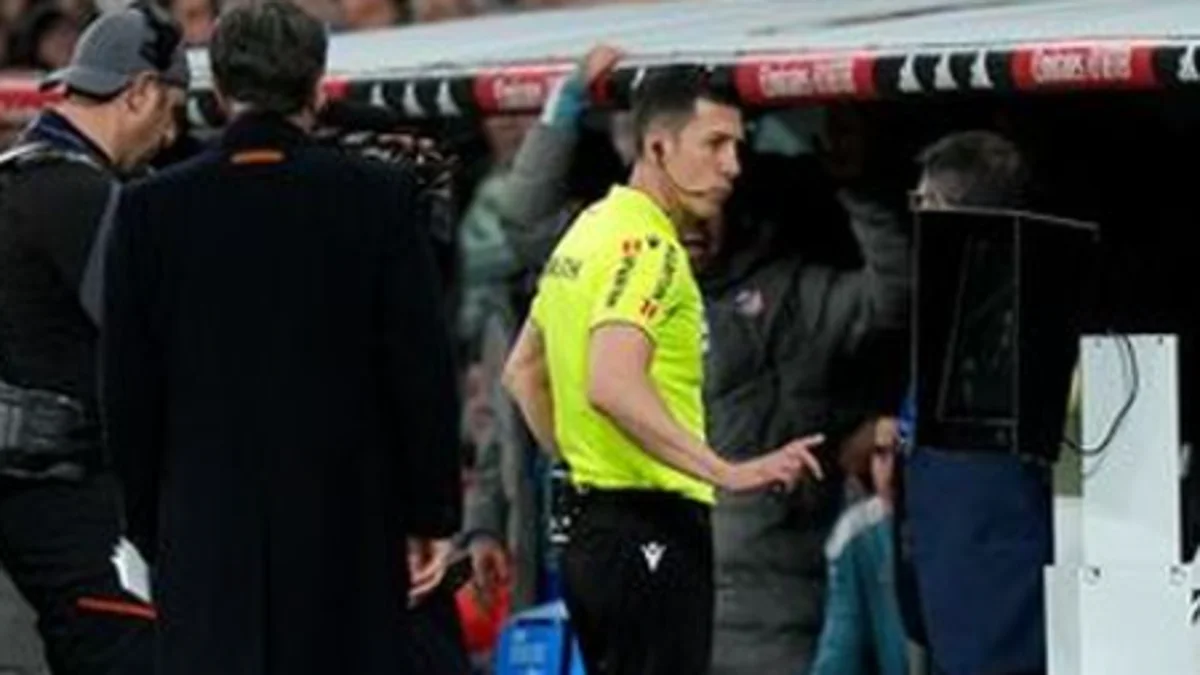 El audio del VAR calienta aún más la polémica del Derbi: "No hay más ...