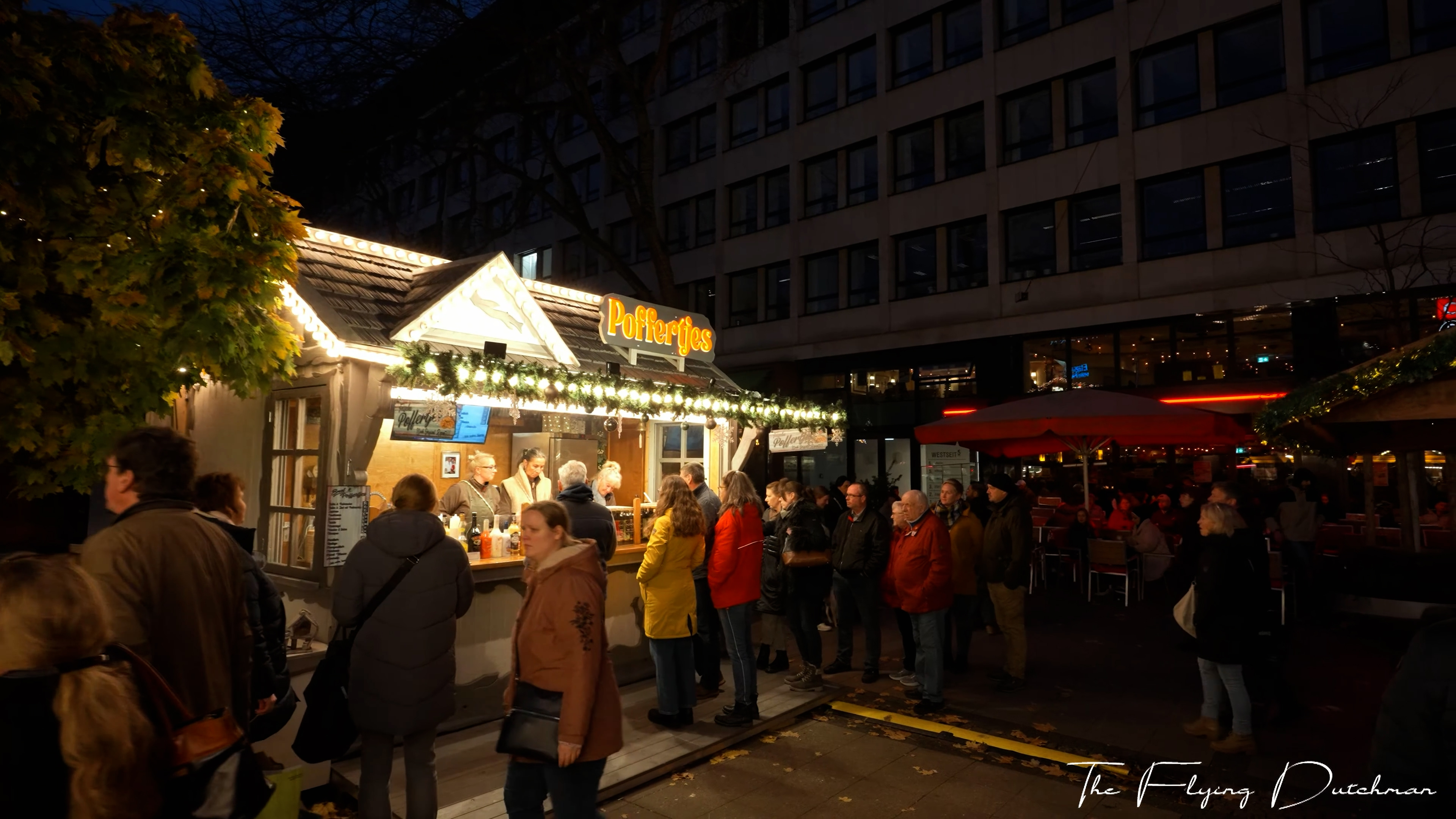 Magical Essen Christmas Markets – Germany’s Festive Night Tour in 4K