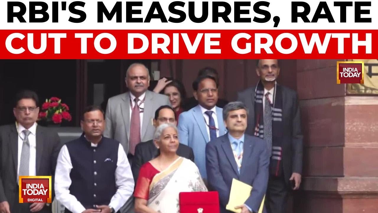 Finance minister discusses economic growth with RBI directors