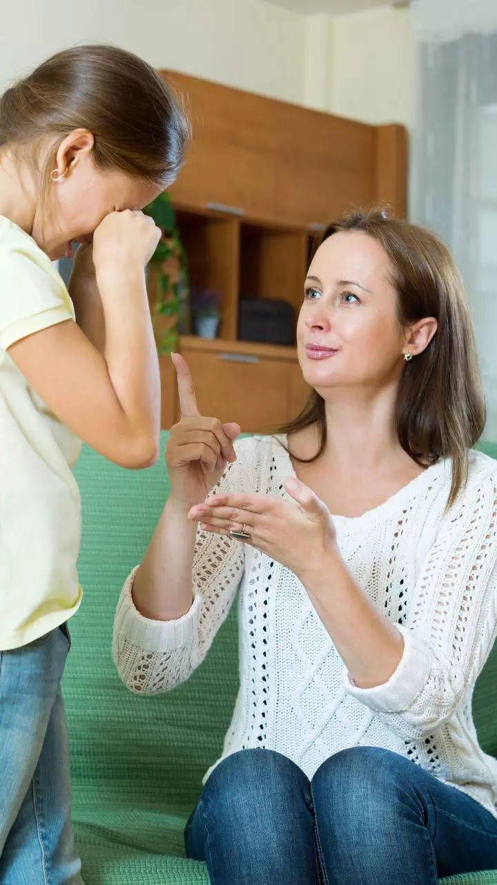 10 mistakes parents unknowingly make while disciplining kids 10 mistakes parents unknowingly make while disciplining kids