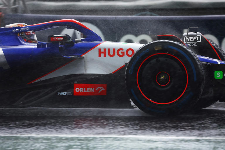 EPFZ dévoile un fauteuil roulant révolutionnaire qui se pilote avec les ...