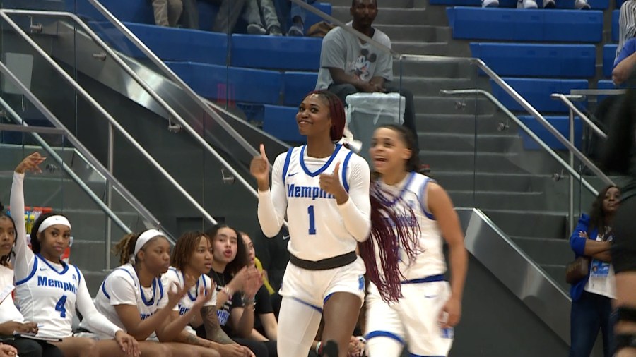 Stifling defense, three-point barrage lifts Memphis over FAU, 73-60