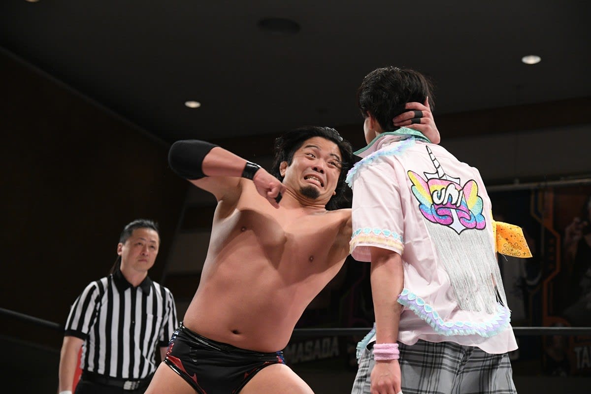 【DDT】若手リーグ戦「DGC」で崖っぷちの高鹿佑也が初勝利を挙げ、優勝決定戦進出に望みつなぐ！「俺が勝ってブロック代表、DGC必ずてっぺん ...