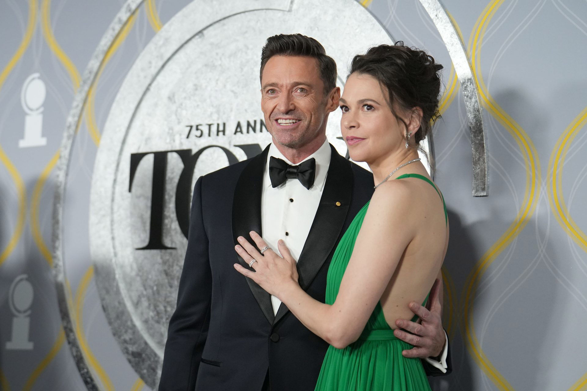 Sutton Foster : qui est la nouvelle compagne de Hugh Jackman Sutton Foster : qui est la nouvelle compagne de Hugh Jackman