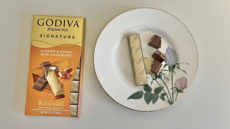Every Godiva Chocolate Bar Flavor, Ranked Worst To Best