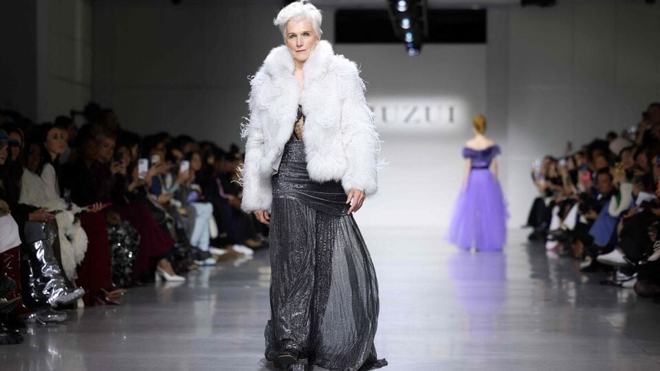 Elon Musk’s mother Maye Musk, 76, struts in style with a show-stopping ...
