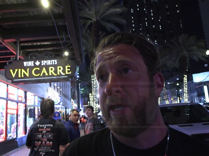 Dave Portnoy Supports Travis Kelce Proposing To Taylor Swift After ...