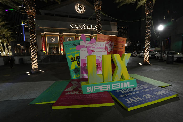 How much do Super Bowl tickets cost today? Game day Super Bowl ticket ...