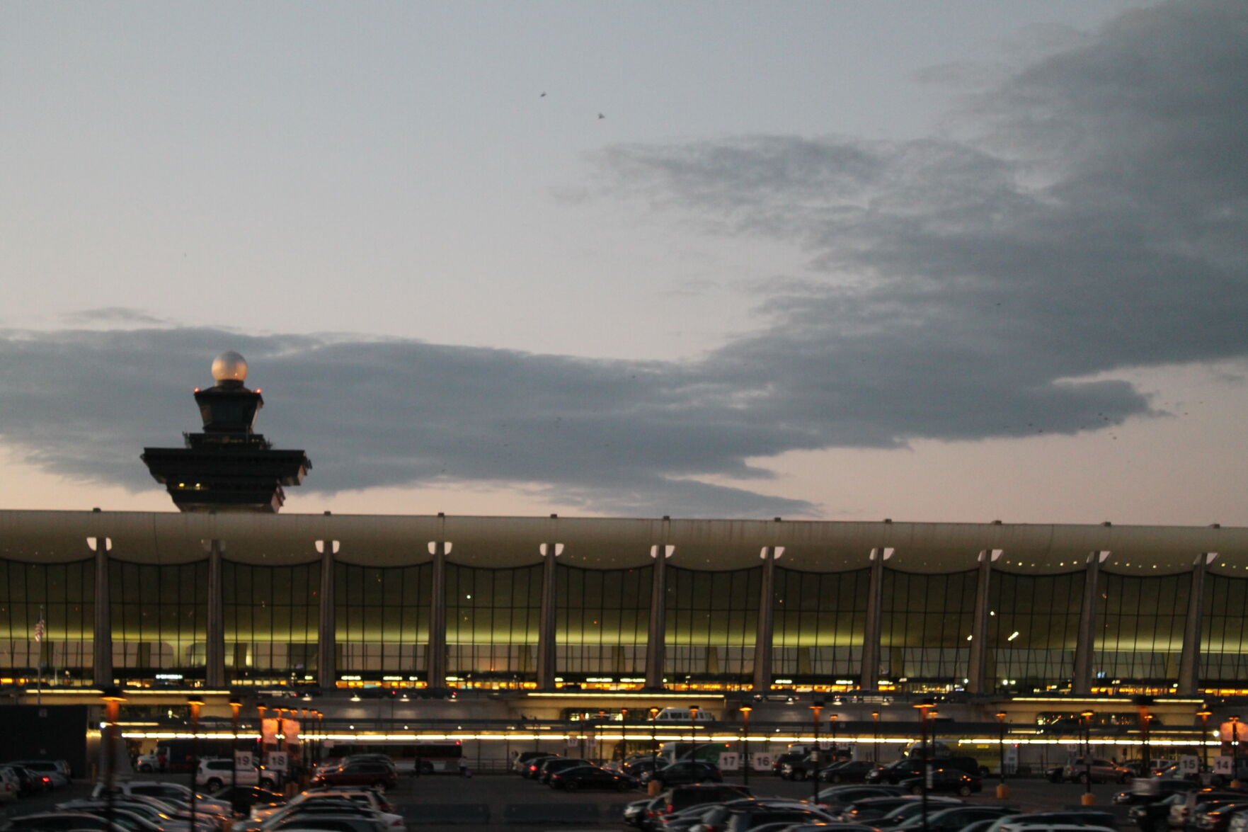 Dulles Airport becomes focus of US efforts to prevent spread of Ebola