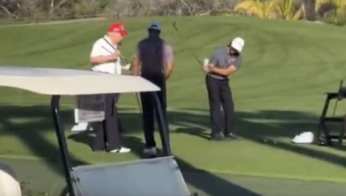 Video Of President Trump Playing Golf With Tiger Woods Is Going Viral