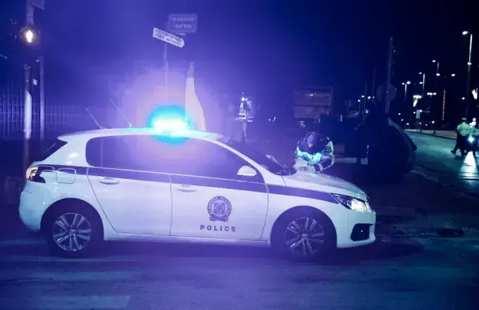 Συναγερμός στα Άνω Λιόσια: Ένοπλη επίθεση κατά πολυτελούς ΙΧ