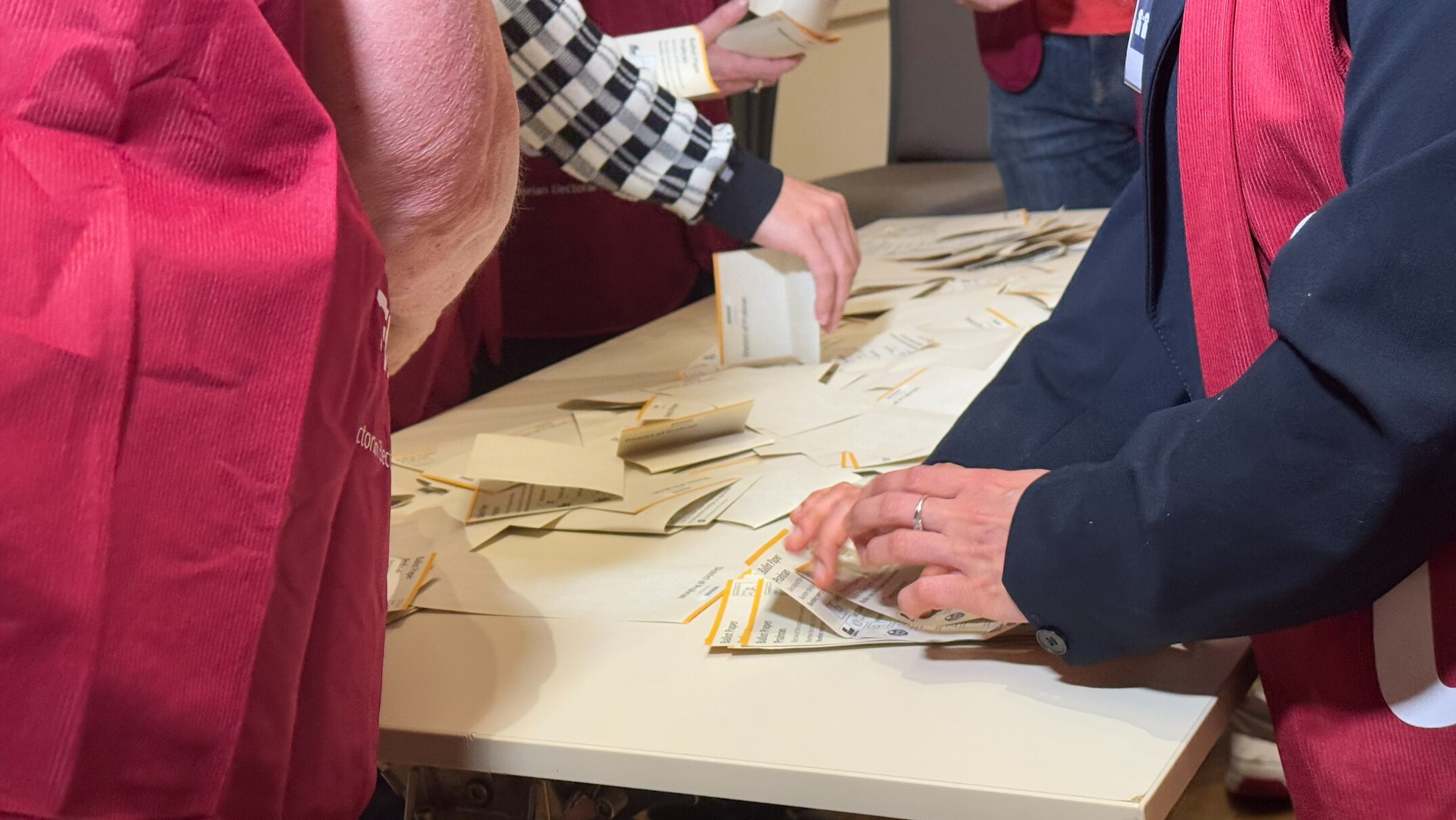 Labor holds narrow lead over Liberals in Werribee by-election as postal ...