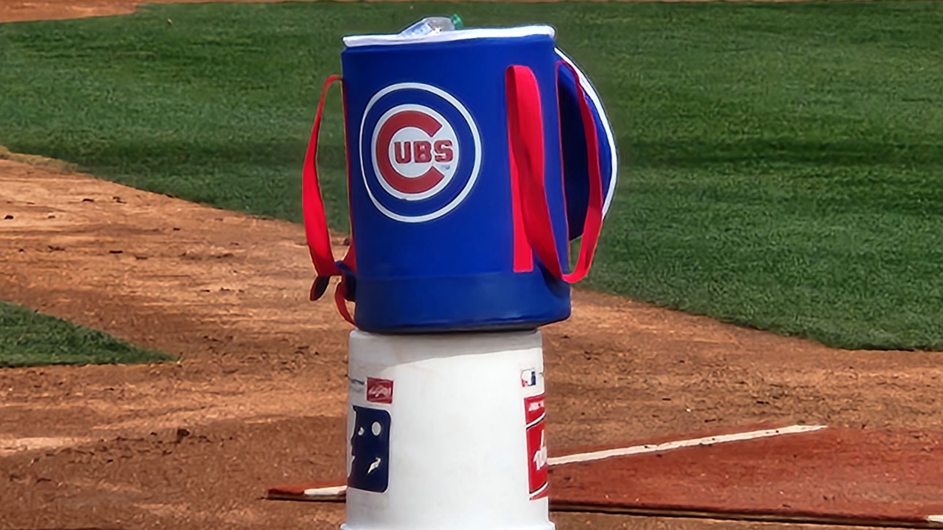 The Cubs open 2025 Spring Training with a pitcher/catcher workout