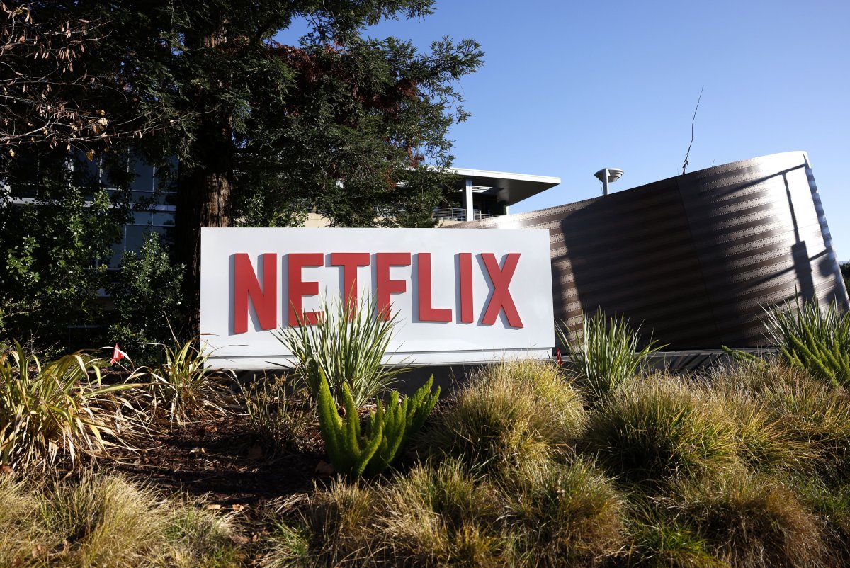 Callum Kerr of Netflix's 'Virgin River' releases statement on parents ...