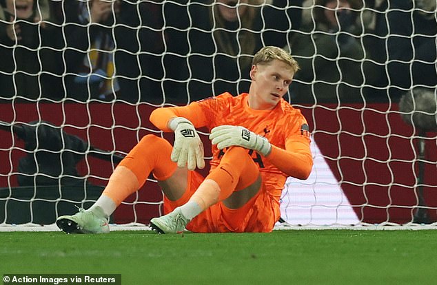 Alan Shearer SLAMS Tottenham goalkeeper Antonin Kinsky for 'howler' as ...