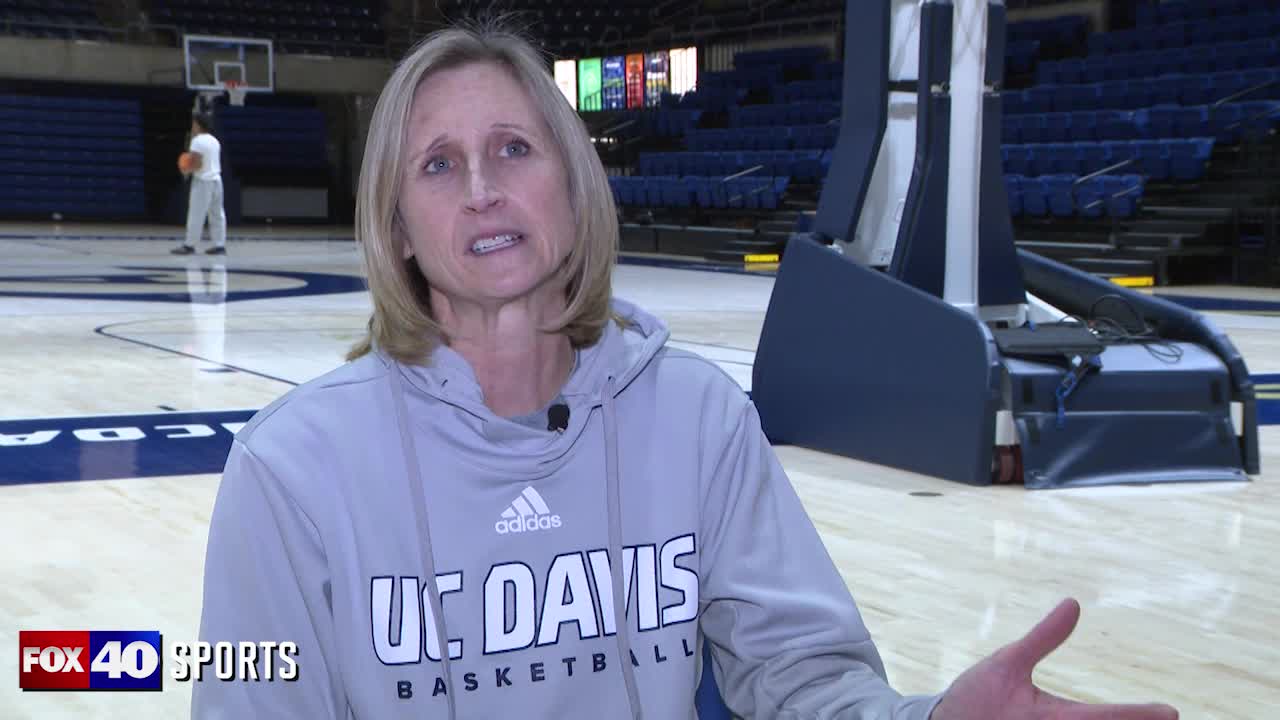 Jennifer Gross Becomes UC Davis’ All-Time Winningest Coach