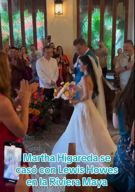 Martha Higareda y Lewis Howes se dieron el 'sí'; así fue su boda en la ...