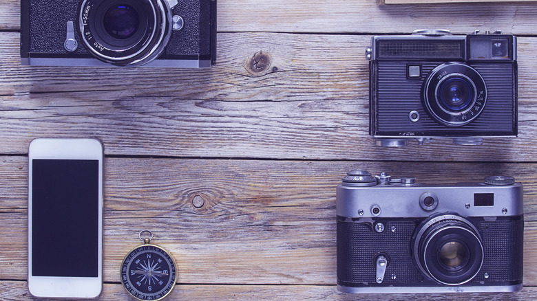 8 Best Uses For Old Phone Cases