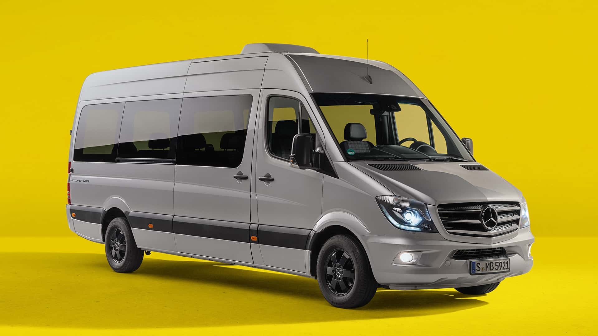 30 anos de Sprinter: como a van da Mercedes-Benz se tornou um ícone