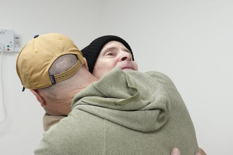 Freed American hostage Keith Siegel kept hope alive after learning his ...