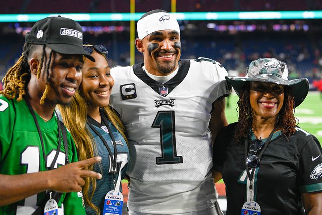 All About Philadelphia Eagles Star Jalen Hurts' Parents, Pamela and ...