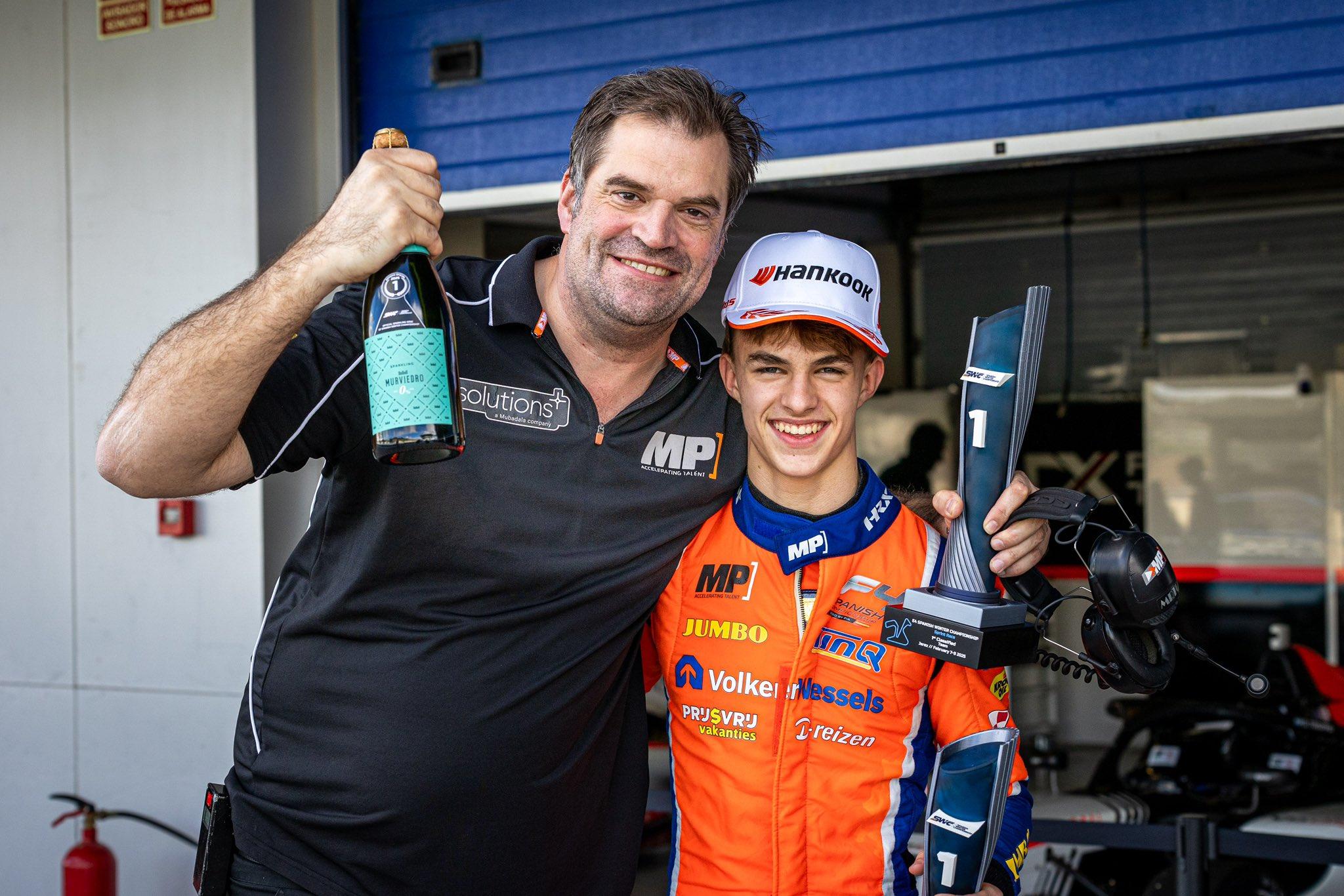 Rene Lammers pakt eerste F4-winst in sterk openingsweekend