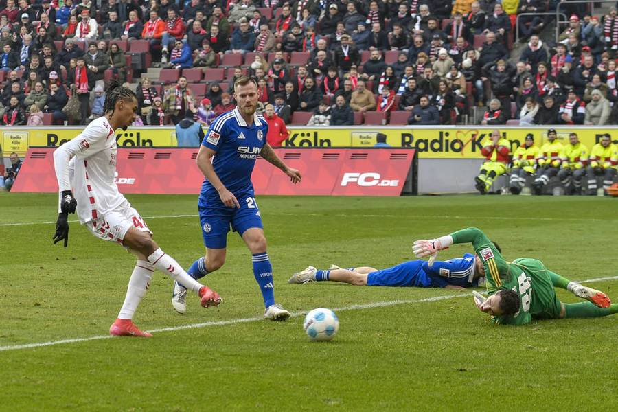 Slapstick! Köln schlägt Schalke