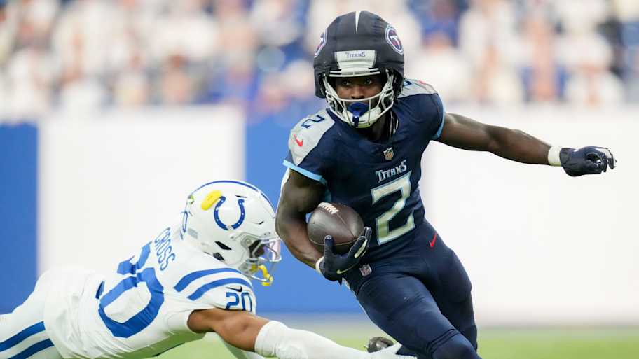 Titans RB Honored Before Super Bowl