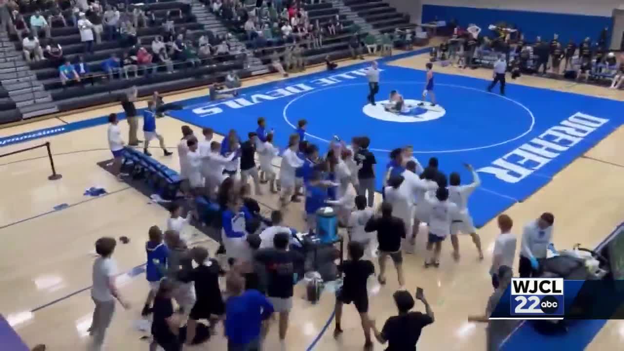 May River Sharks Claim First-Ever Wrestling State Title