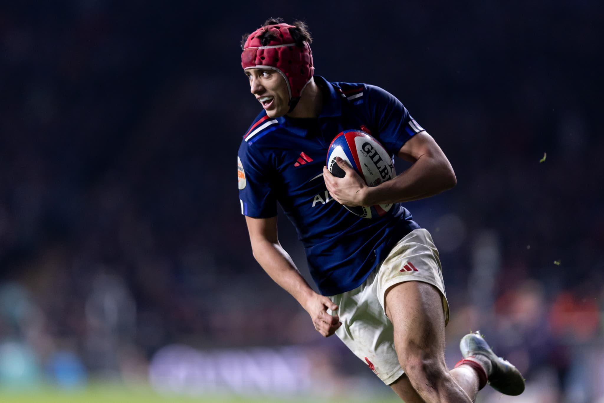 XV de France: "C’est un extraterrestre", Bielle-Biarrey affole les ...