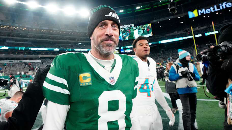 Top NFL Insider Drops Major Hint On Aaron Rodgers' Future With Jets Top NFL Insider Drops Major Hint On Aaron Rodgers' Future With Jets