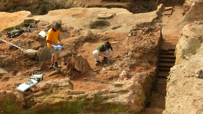 Hundreds of Stone Age objects found during pilot excavation stun explorers