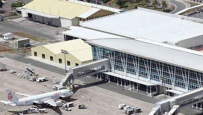 ‘Clark airport needs second runway’