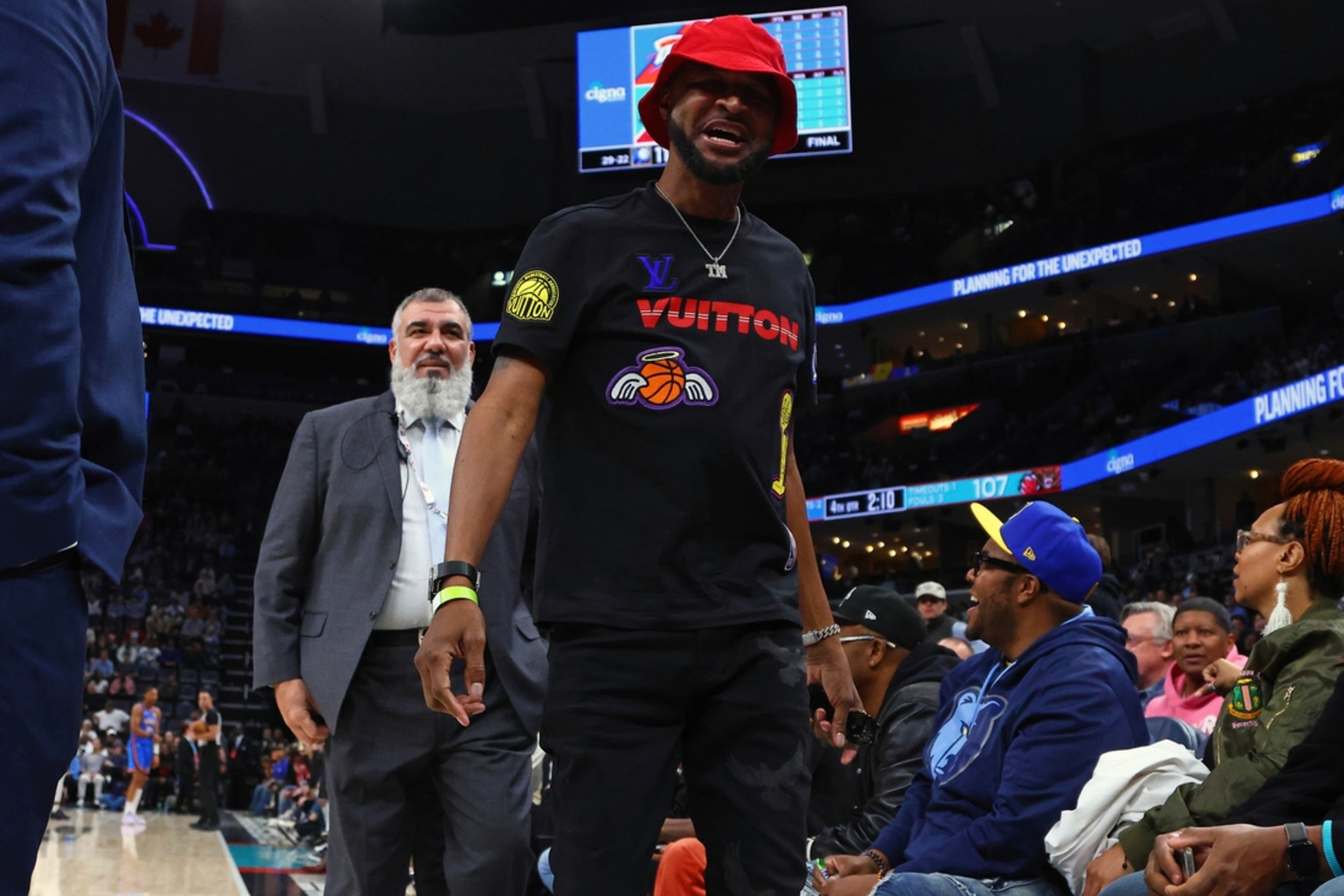 Ja Morant's father booted from Grizzlies' loss to Thunder