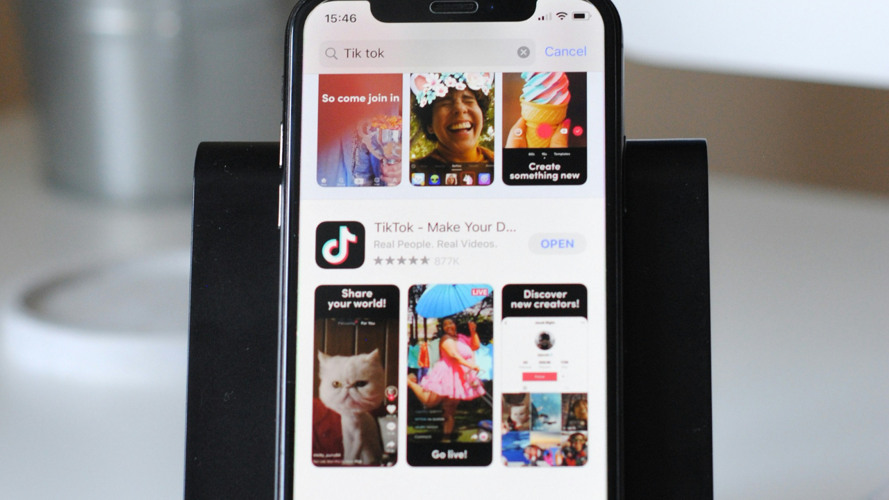 Apple App Store Down: Why You Are Not Able To Download Applications