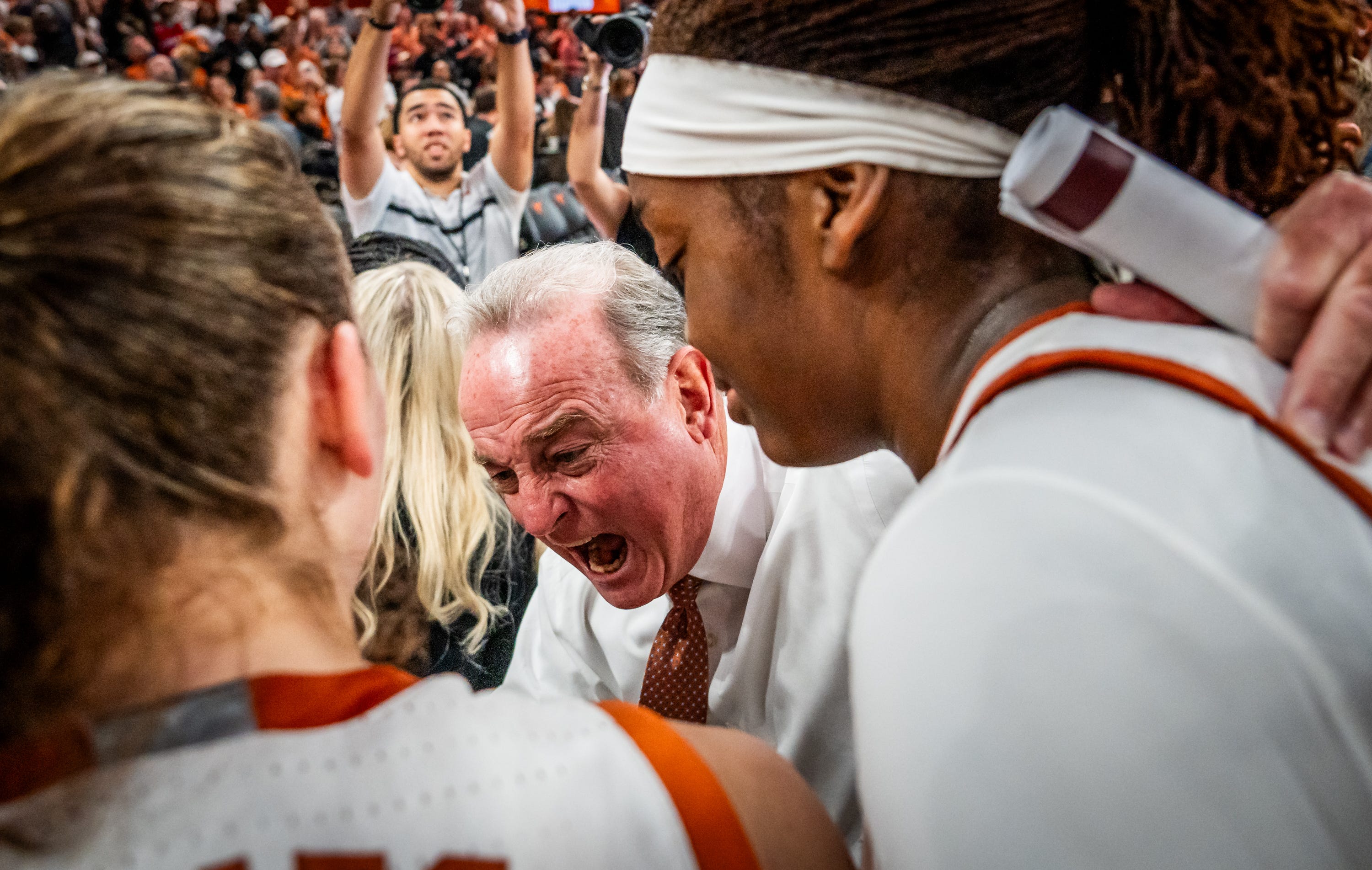 Can Texas challenge South Carolina for SEC title? Dawn Staley compares ...
