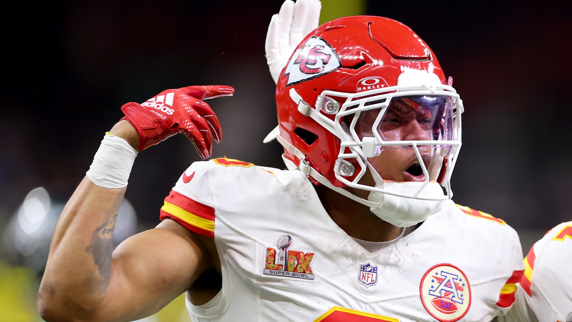 Bryan Cook thwarts Eagles' potential scoring drive with a pick