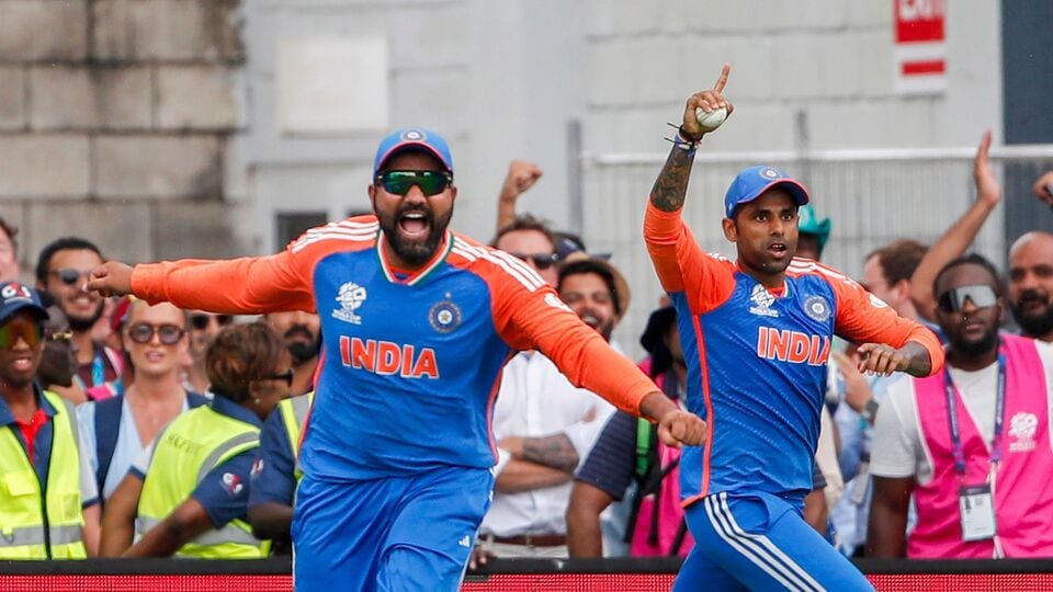 Suryakumar Yadav celebrates Rohit Sharma’s return to form with a ...