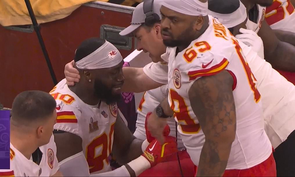 Chiefs star bursts into tears on the bench as Super Bowl humiliation ...