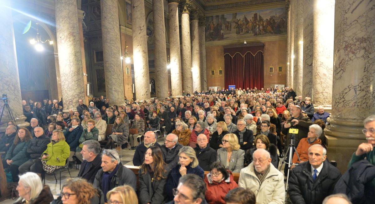 Madonna del Fuoco, un capolavoro. In mille per la lezione sul quadro