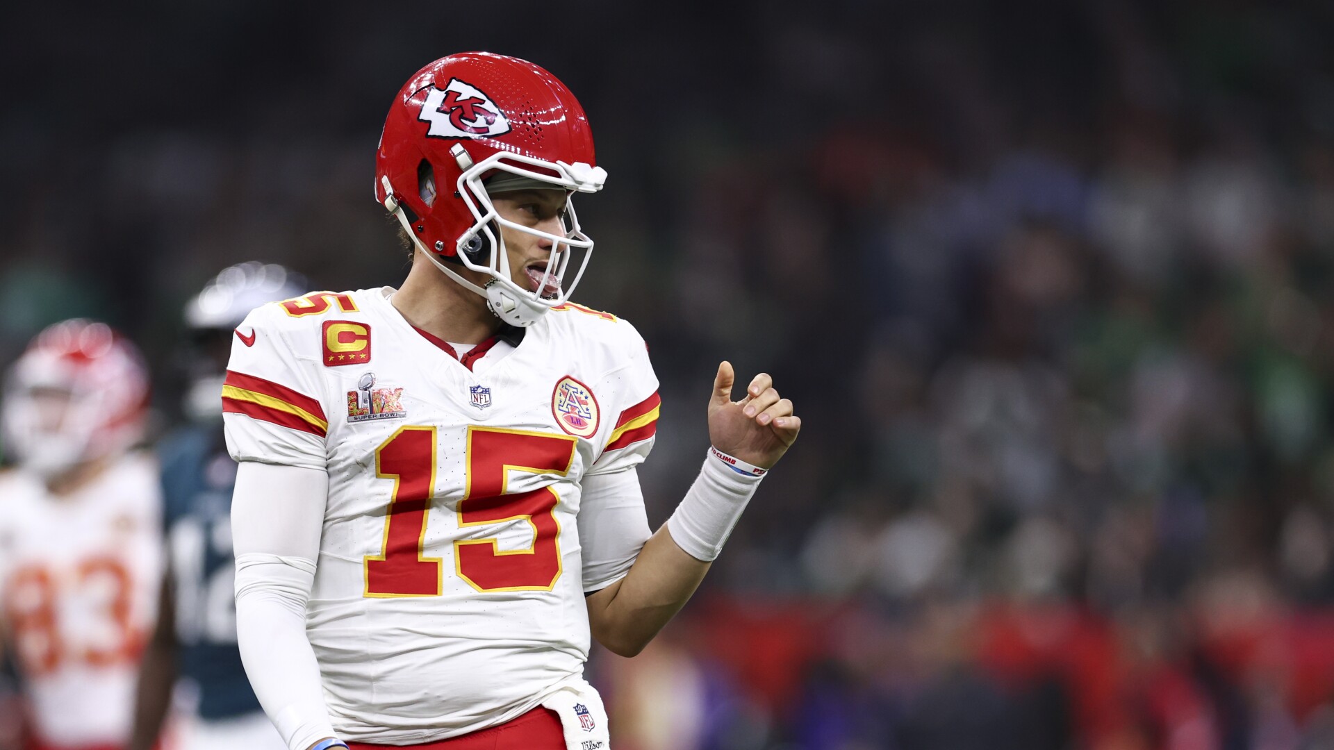 Patrick Mahomes: The turnovers hurt, I take the blame for that