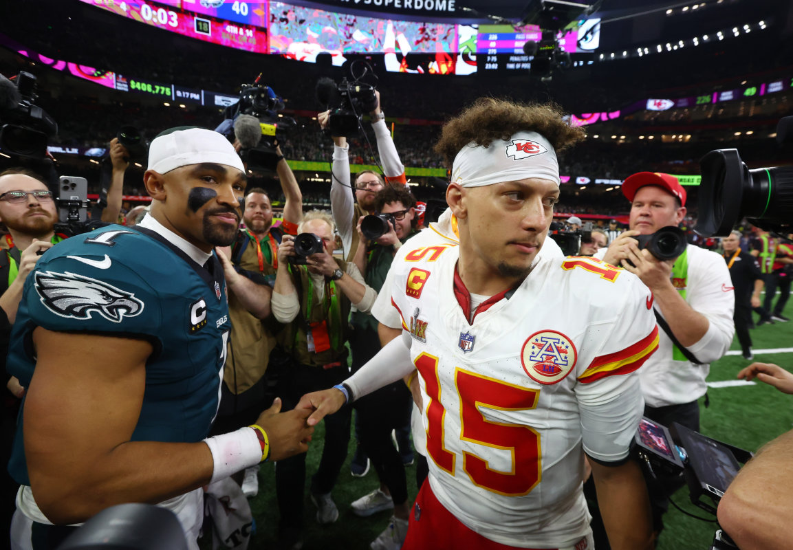 Postgame Handshake Between Patrick Mahomes, Jalen Hurts Captures Attention